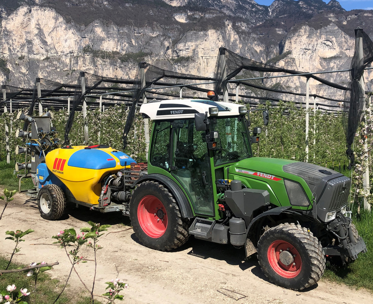 Martignani: biological treatments in the apple tree - Martignani sprayers